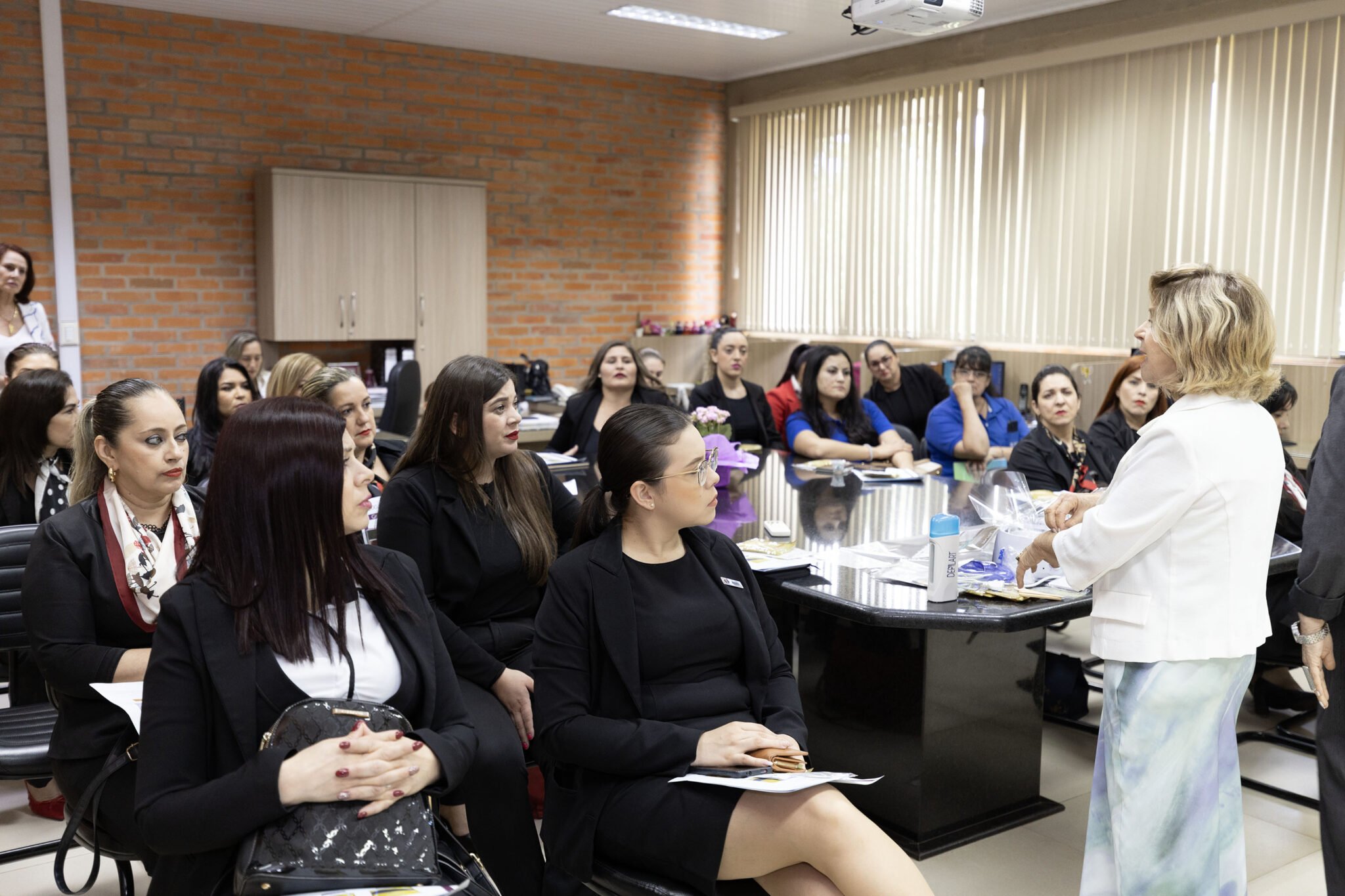 Global Reach - Local Trust | Weitnauer Group