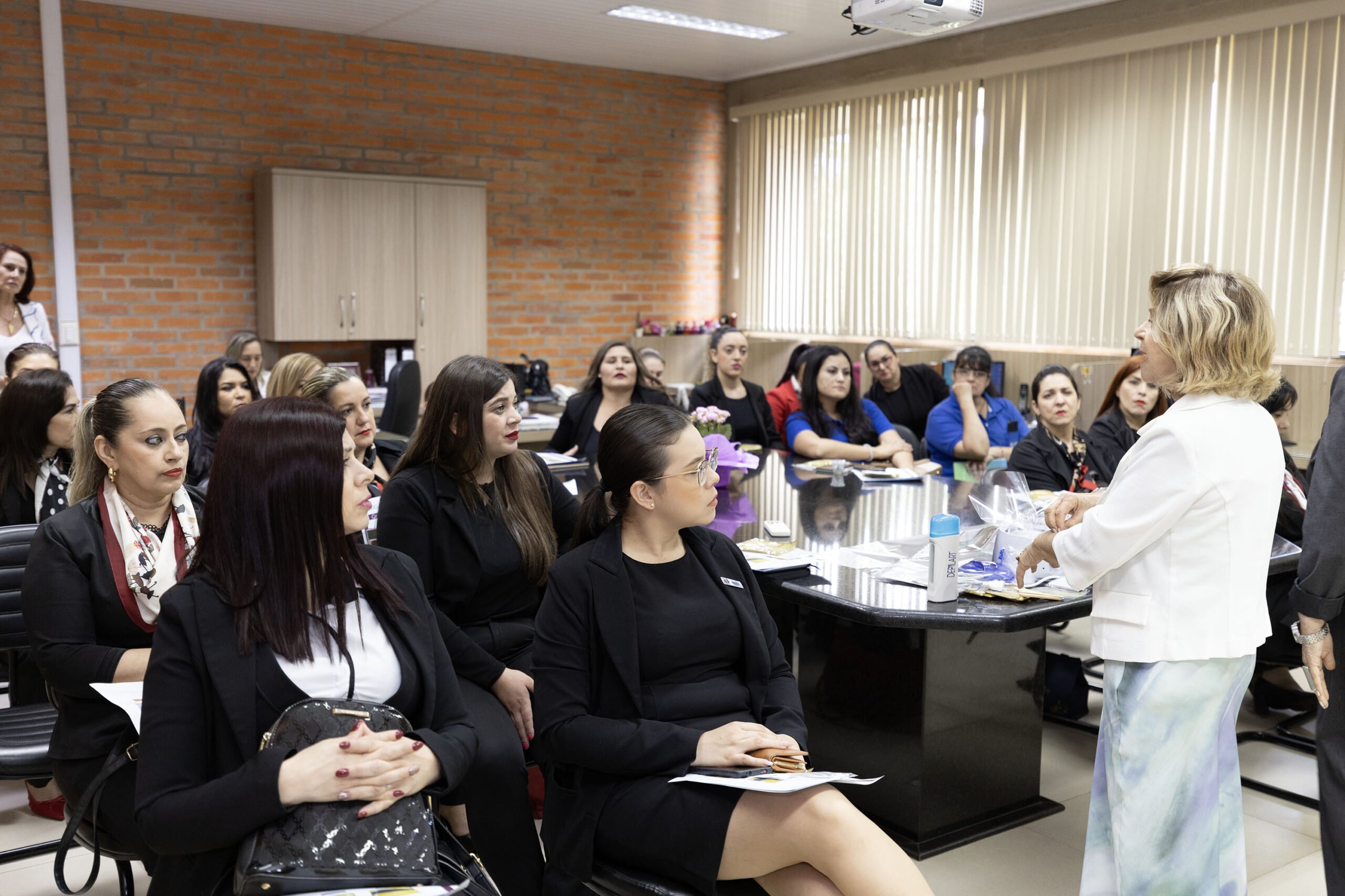 Global Reach - Local Trust | Weitnauer Group